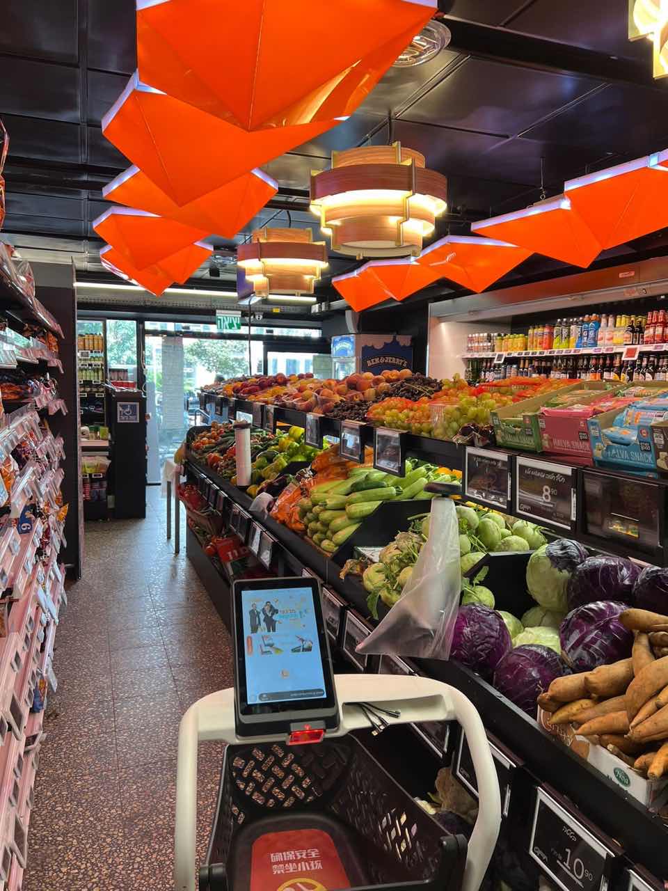 What are smart grocery carts used for? - SuperHii Smart Shopping Cart